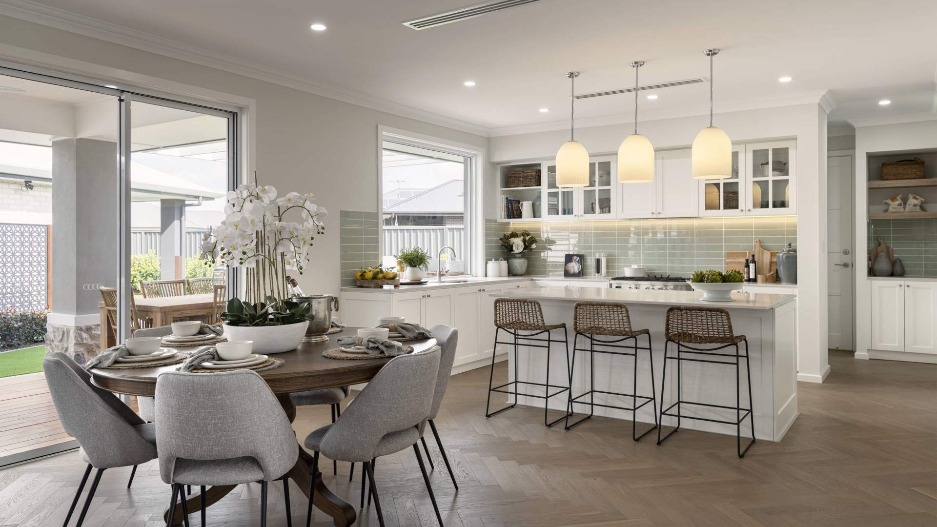 What is an Acreage? | Weeks Homes